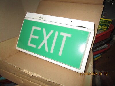 VINTAGE STANILITE QUICKFIT EXIT LIGHT X 1,DISPLAY BOTH SIDES, JP738 ...