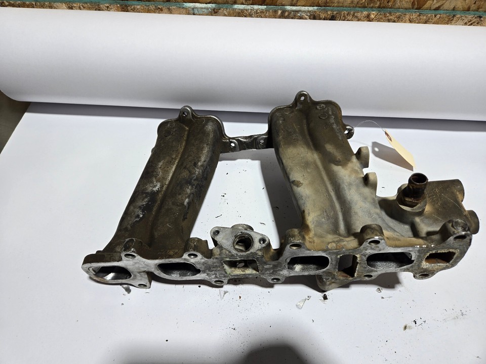 84-88 Toyota Pickup truck 4Runner Intake Manifold 22RE LOWER TRUCK AIR ...