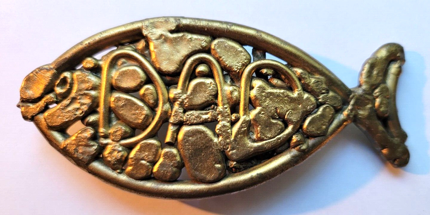 Brutalist Brass DAD Fish Shaped Belt Buckle - Gem