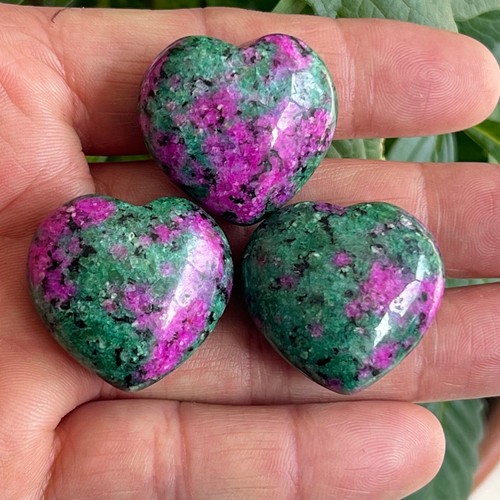 2pcs Natural Ruby Zoisite Quartz Hand Carved Love Heart Skull Crystal ...
