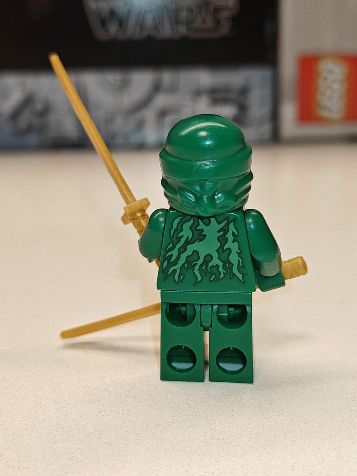 NEW Ninjago Lloyd NRG w Golden Swords Custom Lego Minifigure Rise of ...
