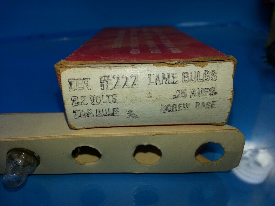 No.222 #222 Miniature indicator lamp bulb 2.25v - 0.25 Amp screw base ...
