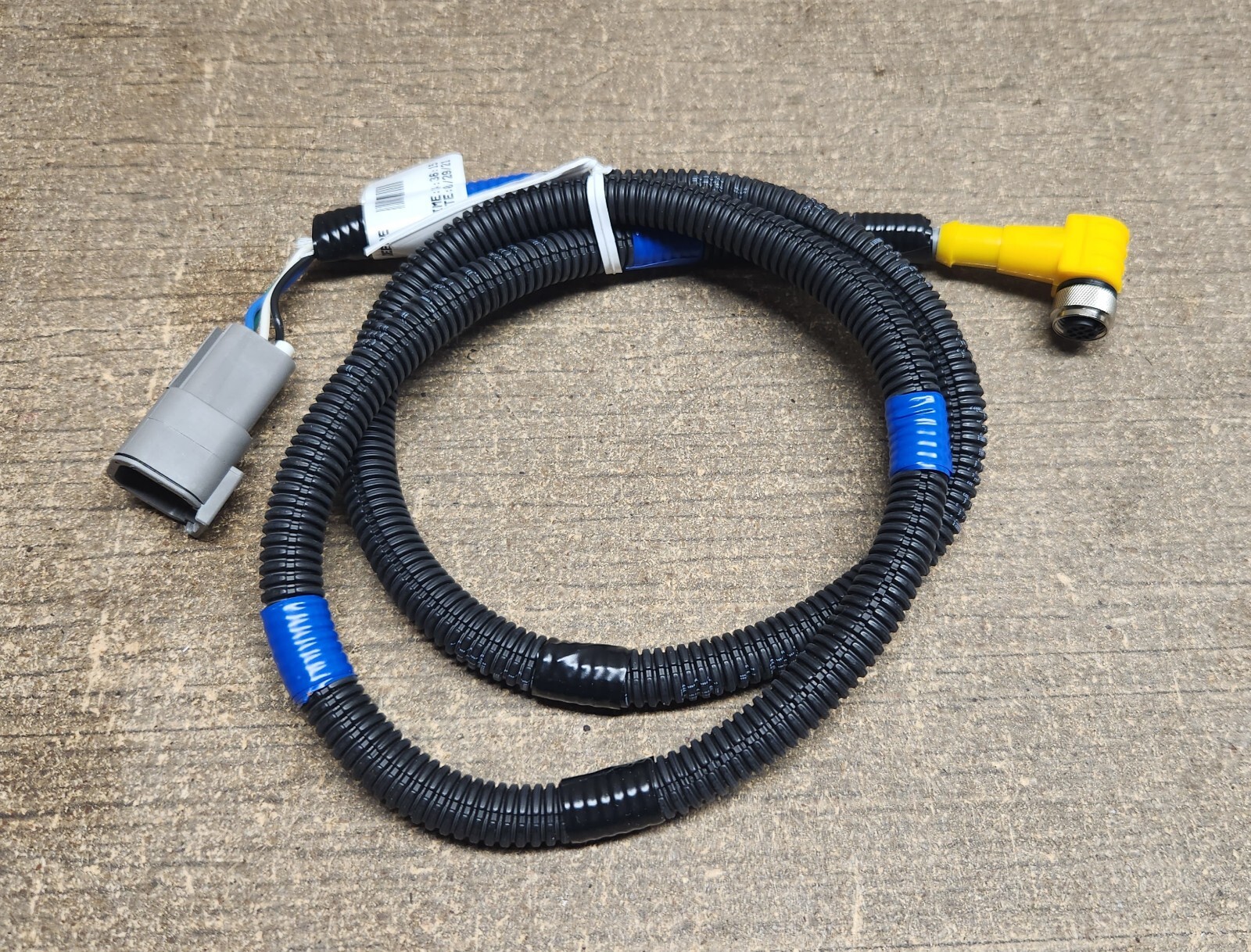 John Deere 333G Front GNSS Jumper Wiring Harness AT507638 | eBay