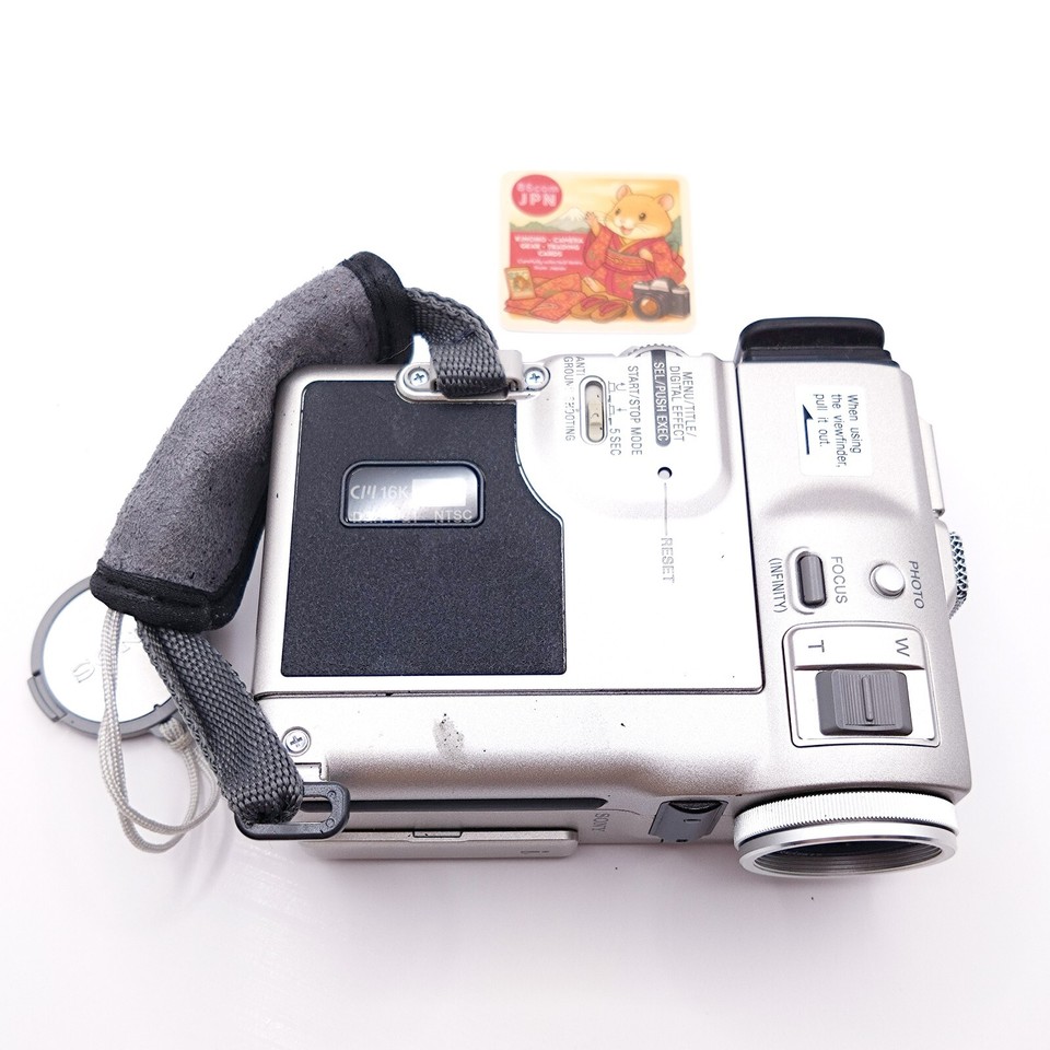 Sony Handycam DCR-PC1 Carl Zeiss Lens w/ LCD & 2 Batteries &Bag ...