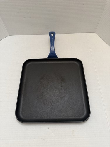 Le Creuset Enameled Cast Iron Blue 11" Square Bistro Griddle Pancake ...