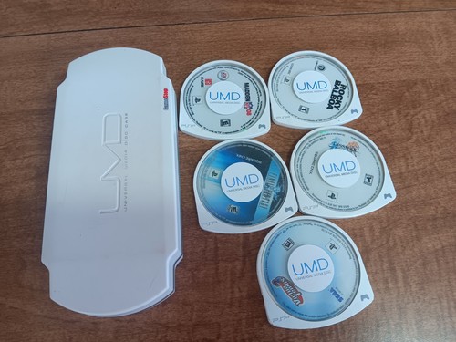 PSP Games lot Of 5 Plus Gamestop Hard UMD Traveling Case | eBay