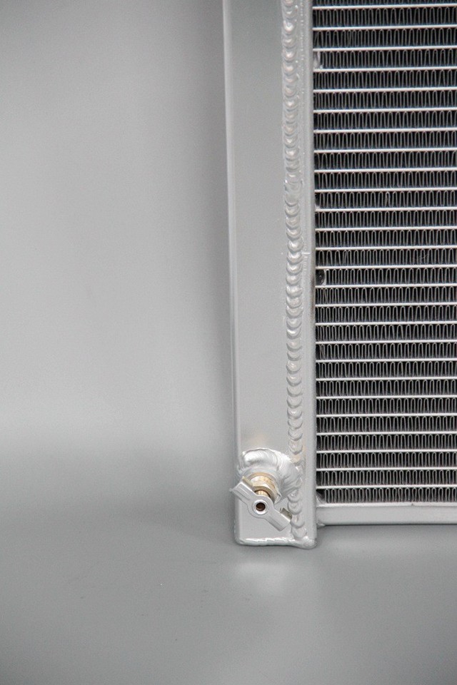 3-Row Aluminum Radiator For 1978-88 G-Body Monte Carlo El Camino Regal ...