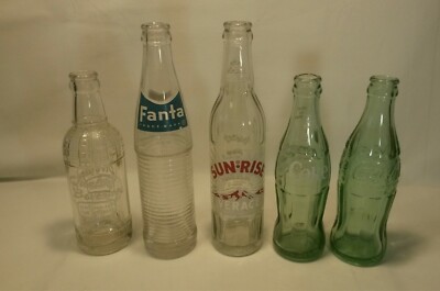 VINTAGE LOT 5 SODA POP BOTTLES FANTA-SUN RISE- QUALITY BEVERAGE- COKE ...
