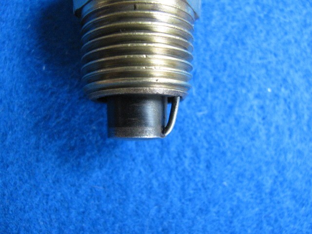 Unknown Brand ½” MICA/BRASS spark plug, very old style electrode design ...