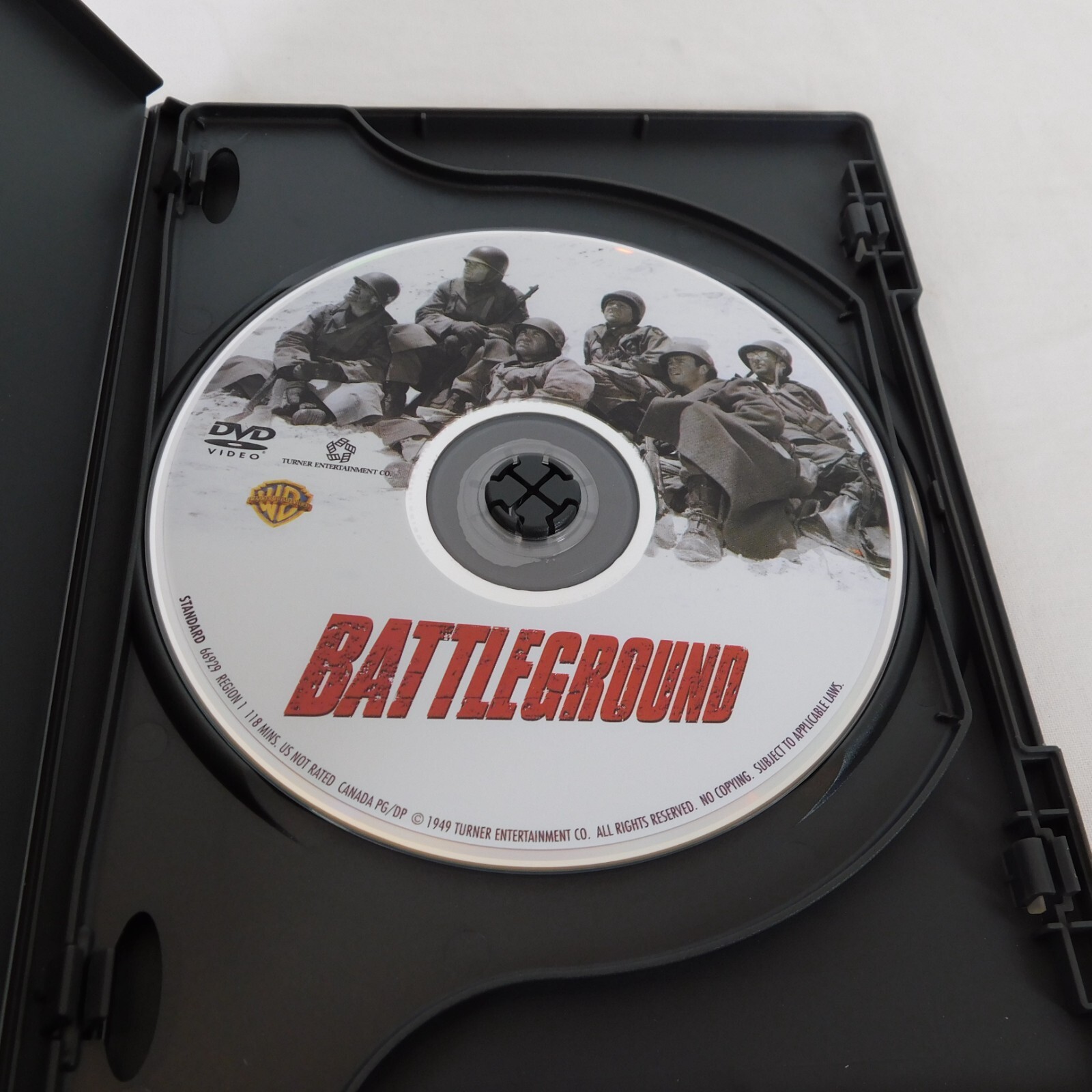 War Double Feature Battle Cry 1954 Battleground 1949 DVD 2005 Van ...