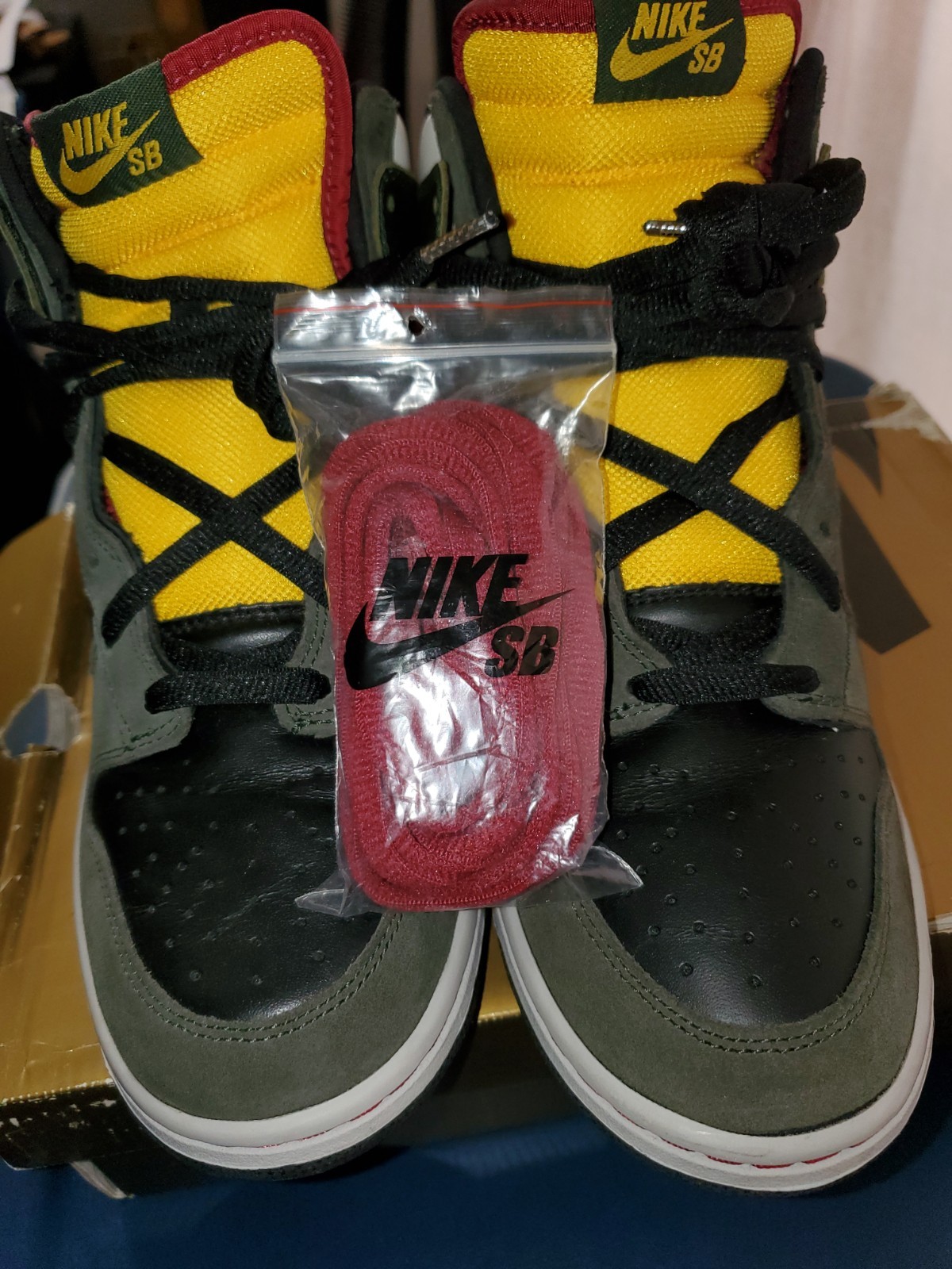 Nike Dunk High Premium SB 313171-361 Dark Army / Team Red | eBay