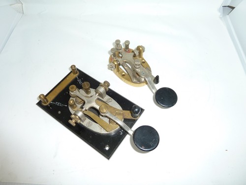 VINTAGE PAIR OF MORSE CODE TELEGRAPH KEYS L@@K | eBay Australia