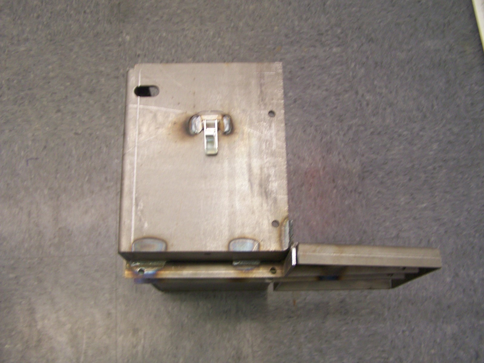 White 2-85 2-88 2-105 2-110 Tractor Battery Box Step 30-3296083 30 ...