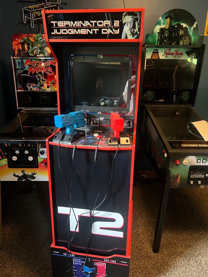 Arcade1up Terminator 2 Judgement Day arcade with after market marquee ...