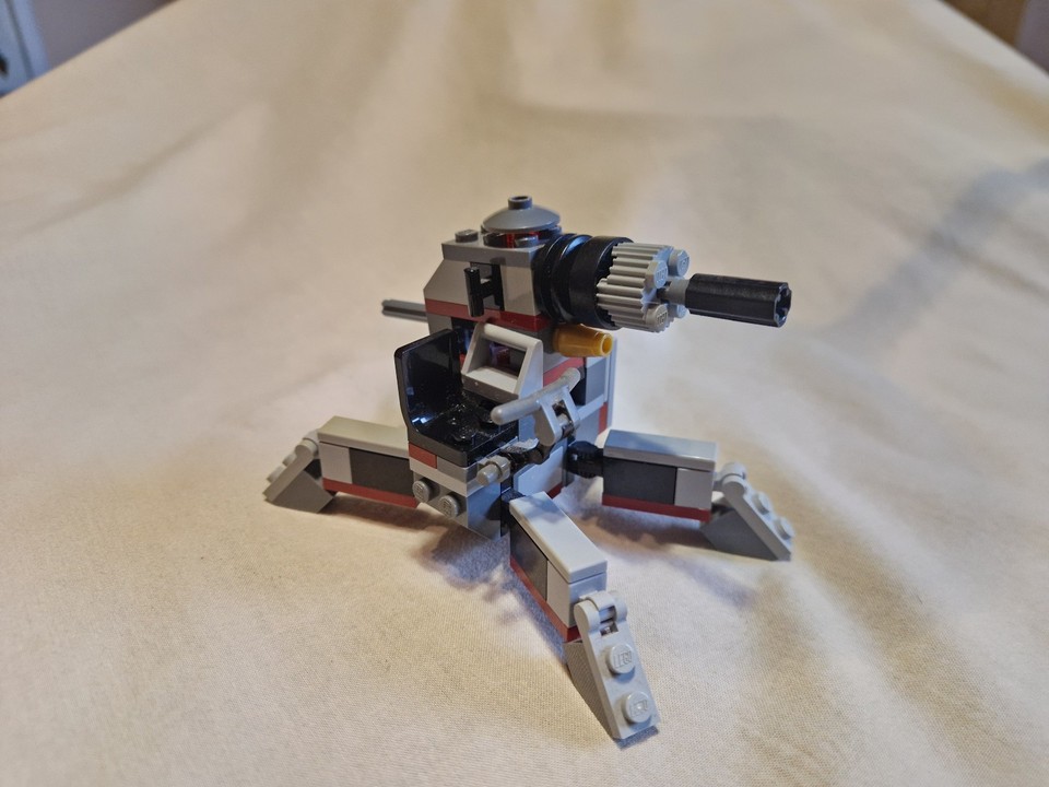 LEGO Star Wars: Elite Clone Trooper & Commando Droid Battle Pack (9488 ...