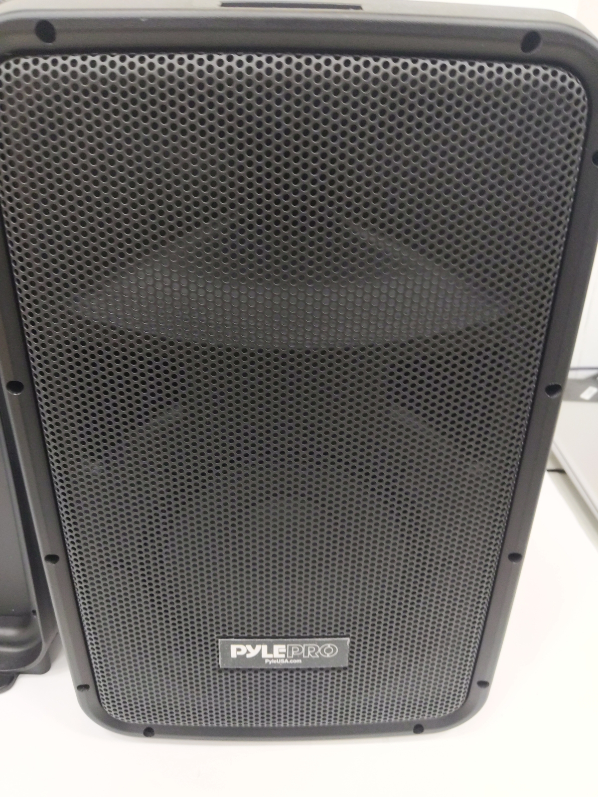 Pyle 600 Watt 8-Channel Portable Bluetooth Wireless PA Speaker ...