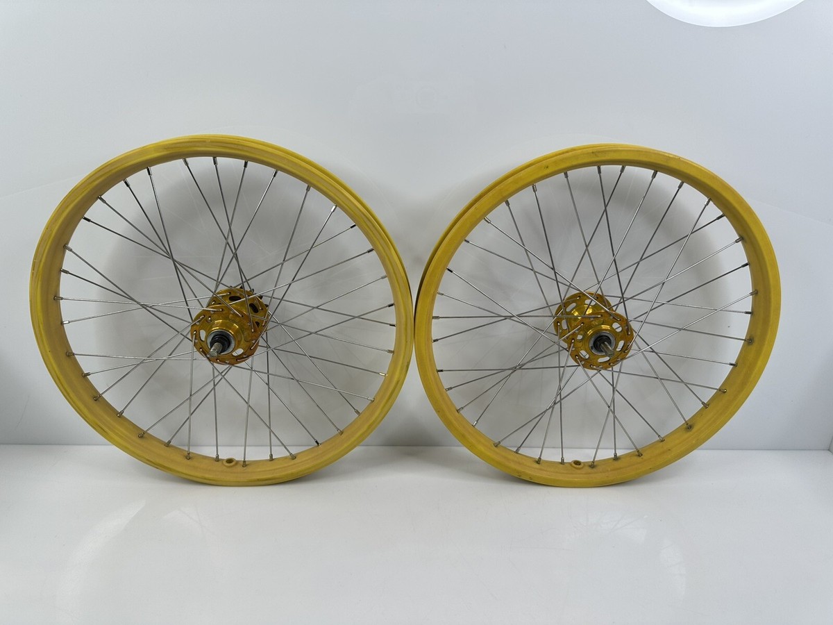 s-l1200.jpg s-l1200.jpg
