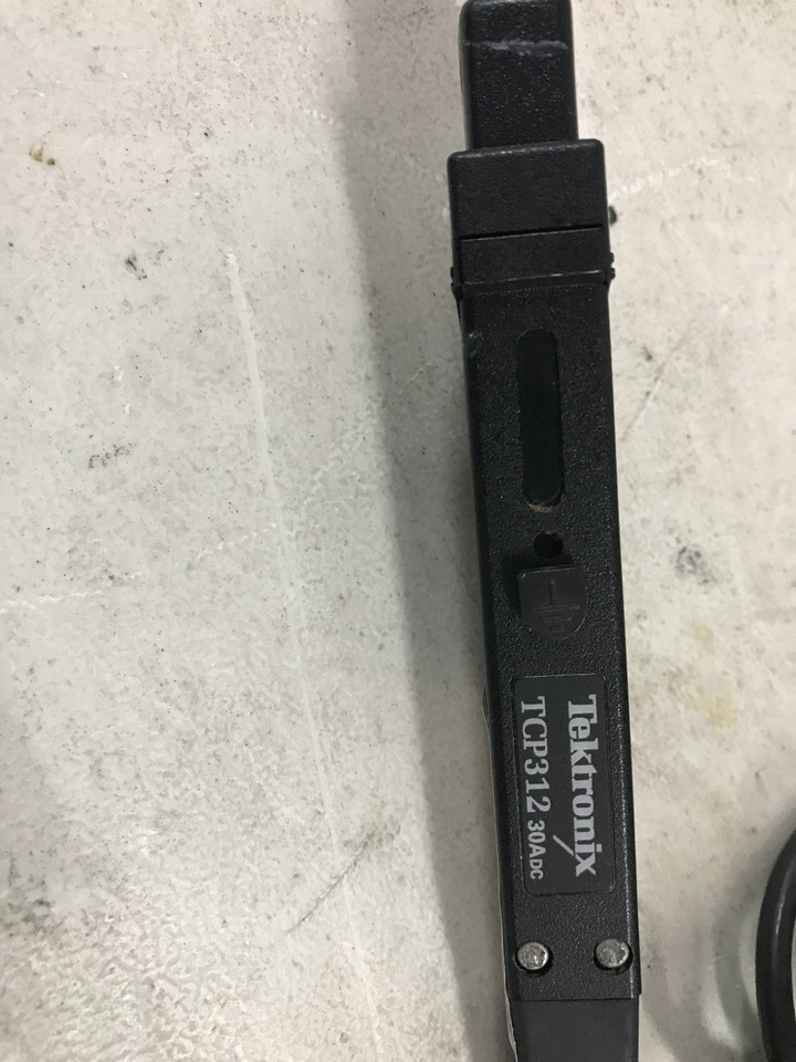 Tektronix CURRENT PROBE SYSTEM TCPA300 & TCP312 AC/DC Current Amplifier ...