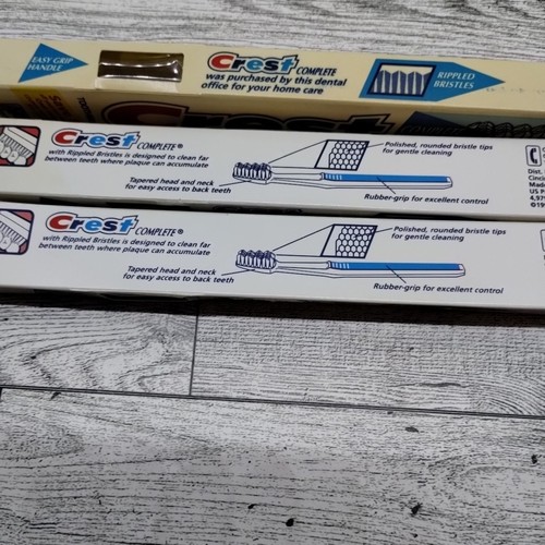 VINTAGE 1995 CREST COMPLETE SET OF 3 TOOTHBRUSH / TOOTHBRUSHES NEW IN ...
