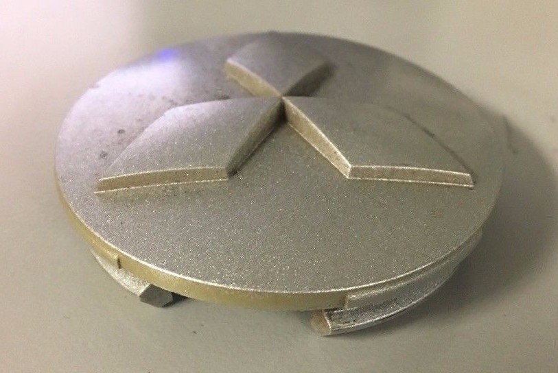 MITSUBISHI LANCER OEM CENTER HUB CAP SILVER 4252A060 MR554007 MR554097 ...