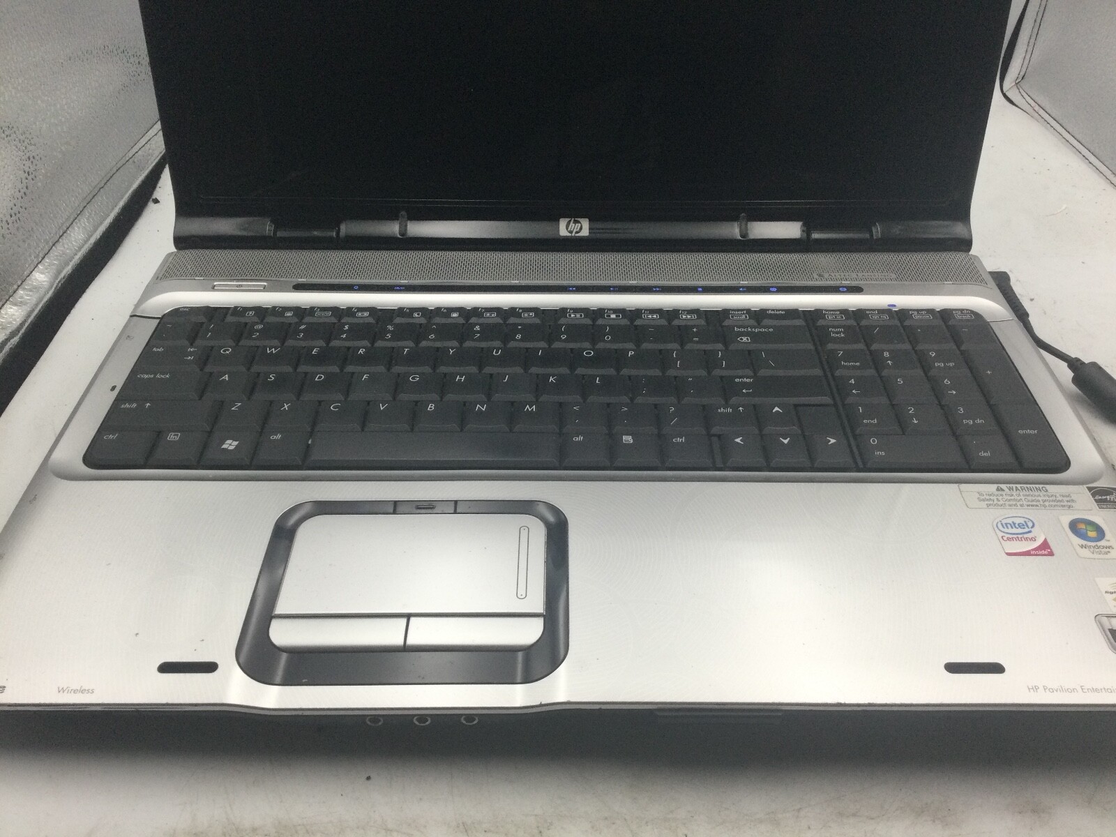 HP PAVILION DV9700 - FOR PARTS - INTEL CENTRINO - 2GB RAM - 17" - READ ...