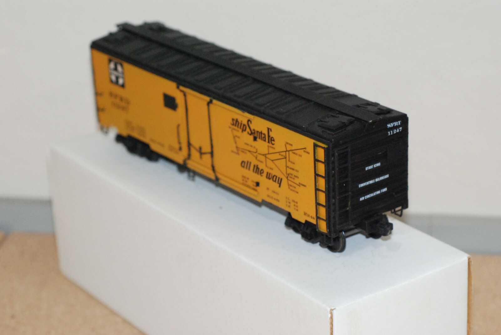 O Scale Brass 2 Rail USH/MG #246 ATSF Steel Reefer - Nice Paint ...