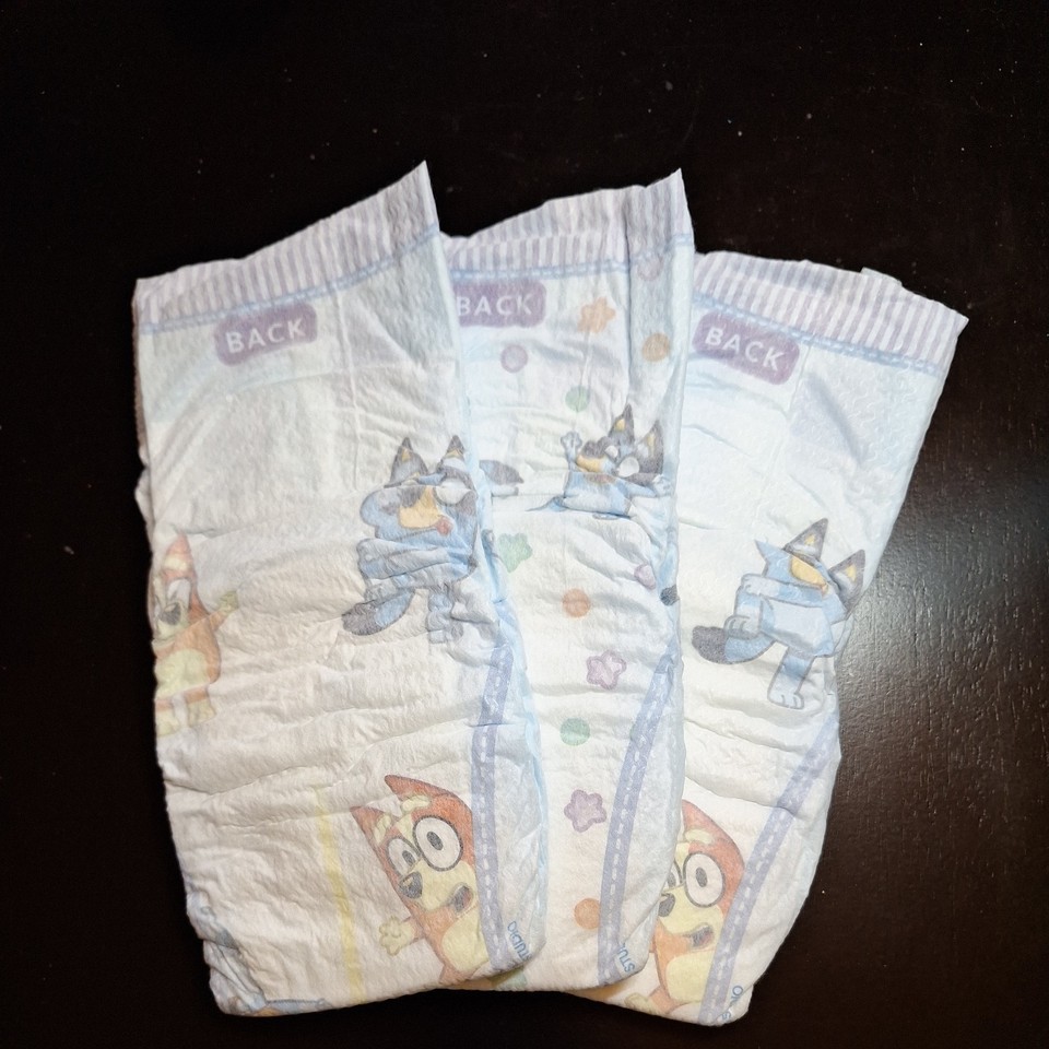 NEW! Luvs SIZE 8 Diapers Sample of 3 In Hand & Ready To Ship Non ...