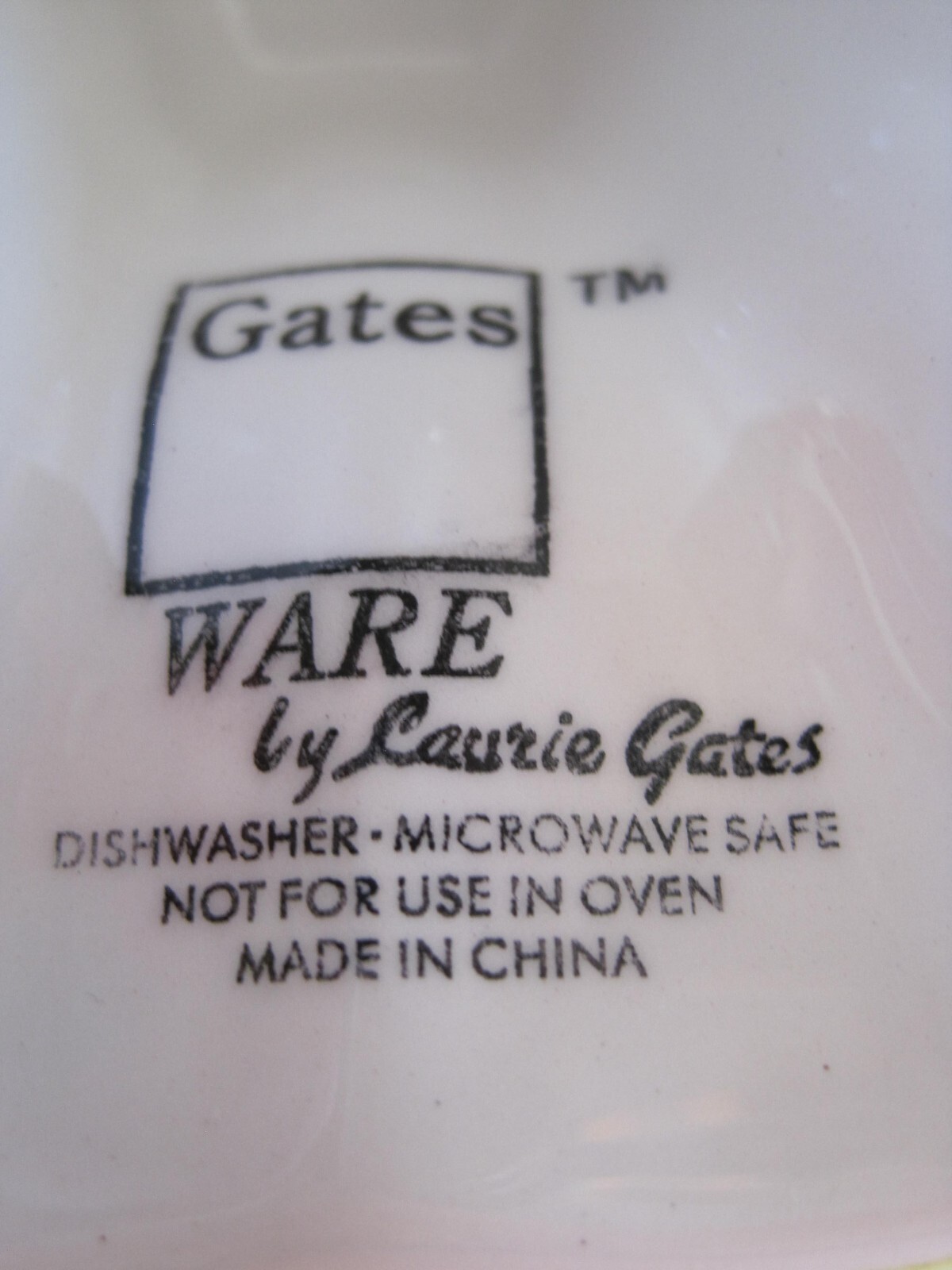 PEDESTAL STAND BRIGHT GREEN FLORAL GATES WARE BY LAURIE GATES EASTER ...