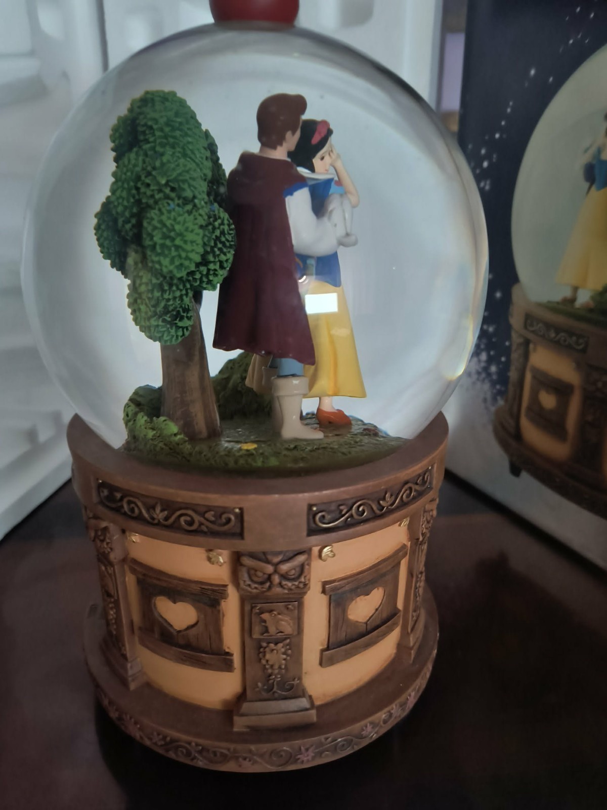 Disney Snow White & Prince Someday My Prince will Come Snow Globe ...