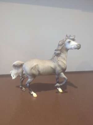 Bryer Horse Traditional 2017 retired 1774 Hwin. Excellent condition. | eBay