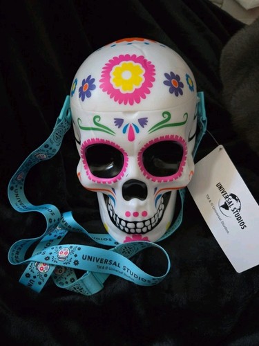 Universal Studios Light Up skull popcorn bucket Halloween Horror Nights ...