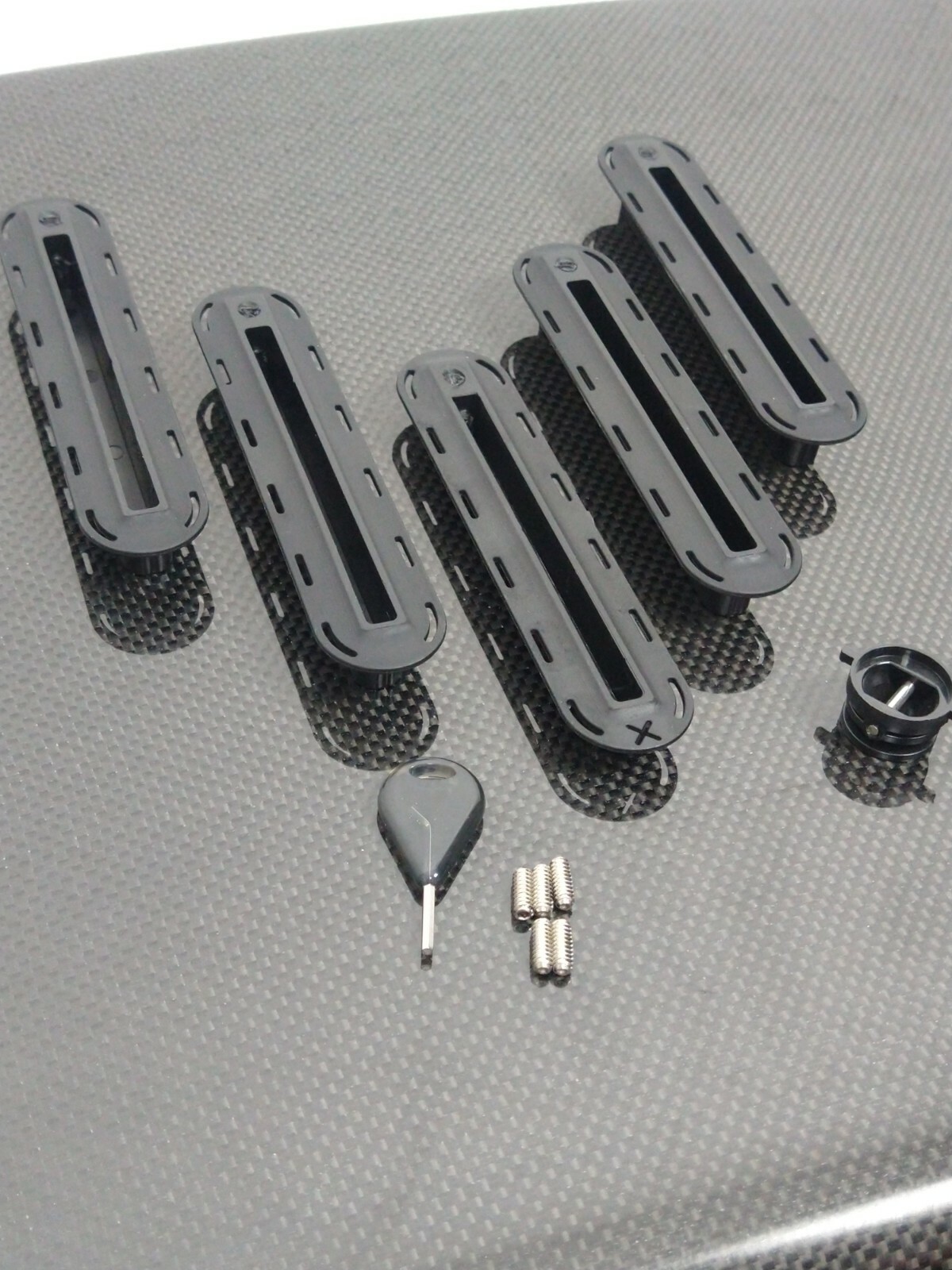 Compatible Future Fin Box 5 Set with Grub Screws and Fin Key + Leash ...