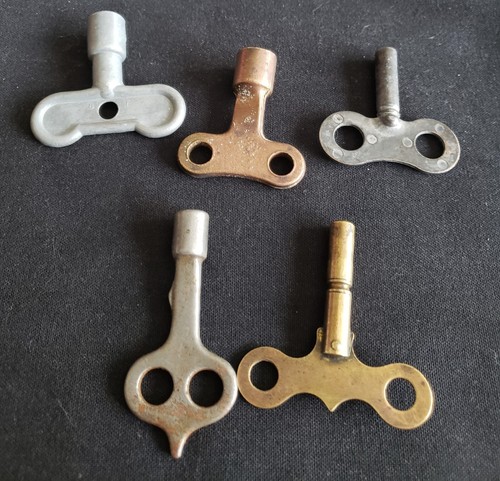 Vintage 5 Wind Up Keys | eBay