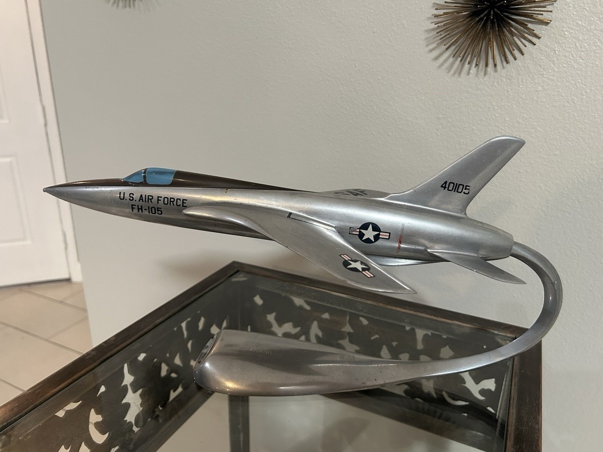 Republic F 105f Thunderchief