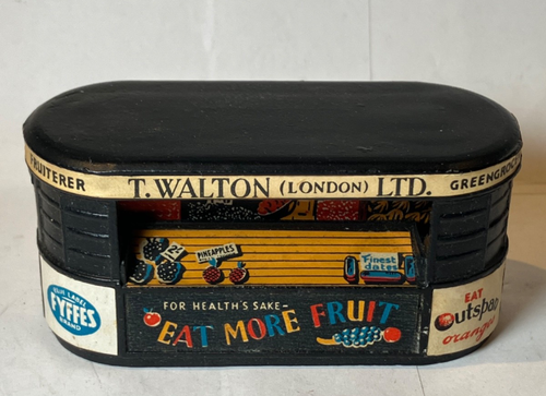 Wardie Master Model - Station Platform fruit kiosk + original card ...