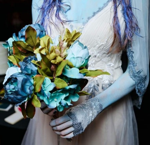 EMILY THE CORPSE BRIDE HALLOWEEN COSTUME FLOWER BOUQUET! | eBay