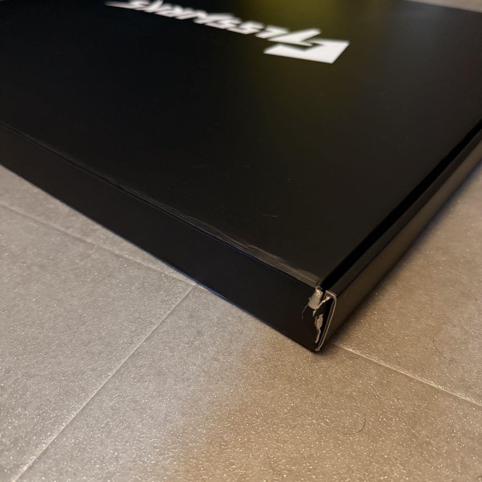 GLSSWRKS Kazemi Premium Glass Mousepad Dark Gaming Mousepad Used good ...