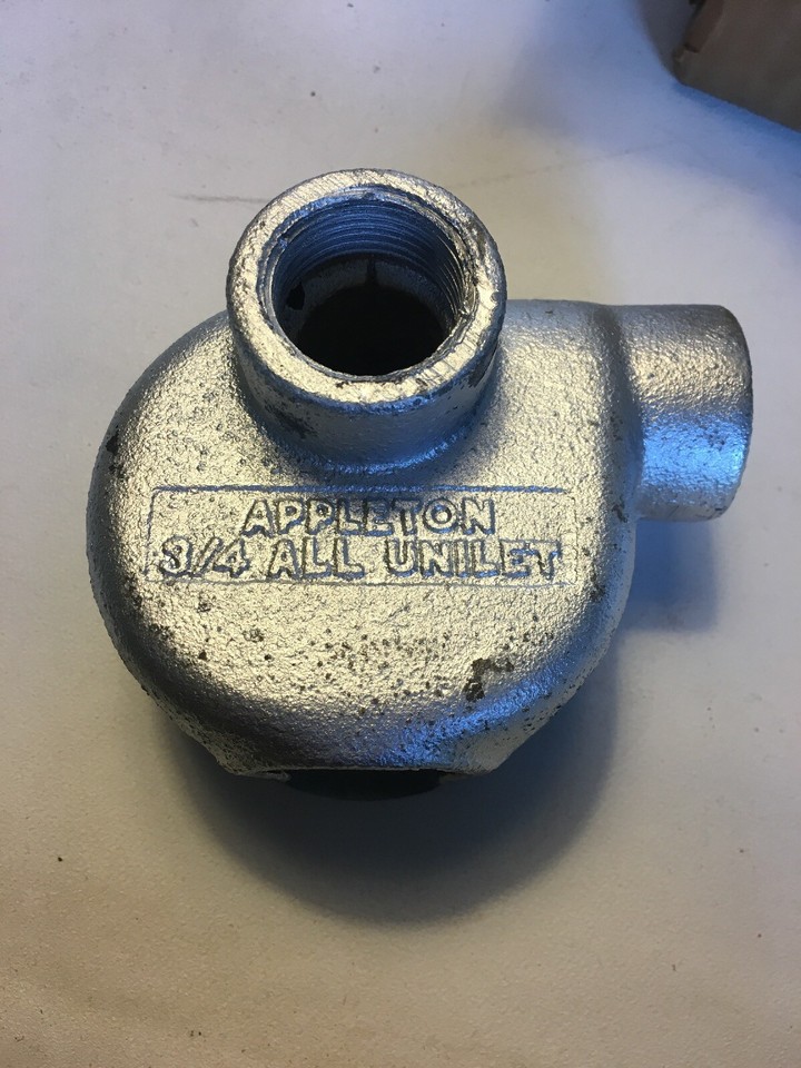 BOX OF 5 QTY APPLETON ALL-75 3/4" FIXTURE HANGER UNILETS NEW IN BOX ...