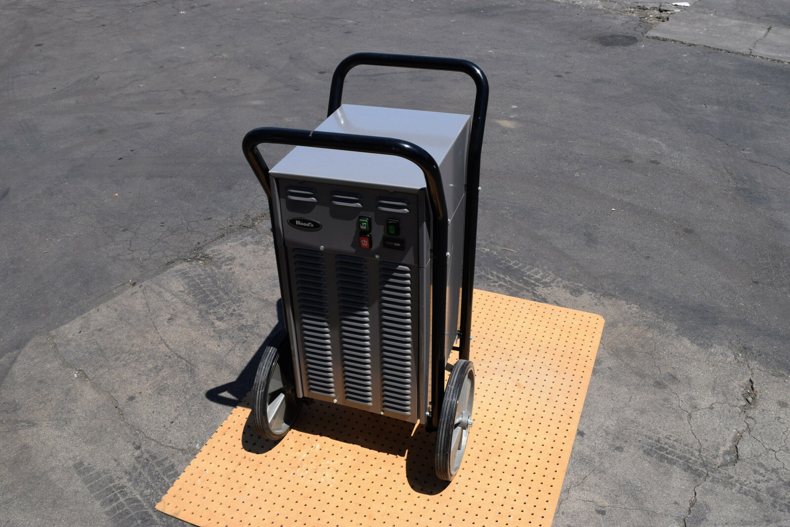 Fantech GDC124CS WOOD'S Industrial Dehumidifier 124 pt 115v 60hz Fan ...