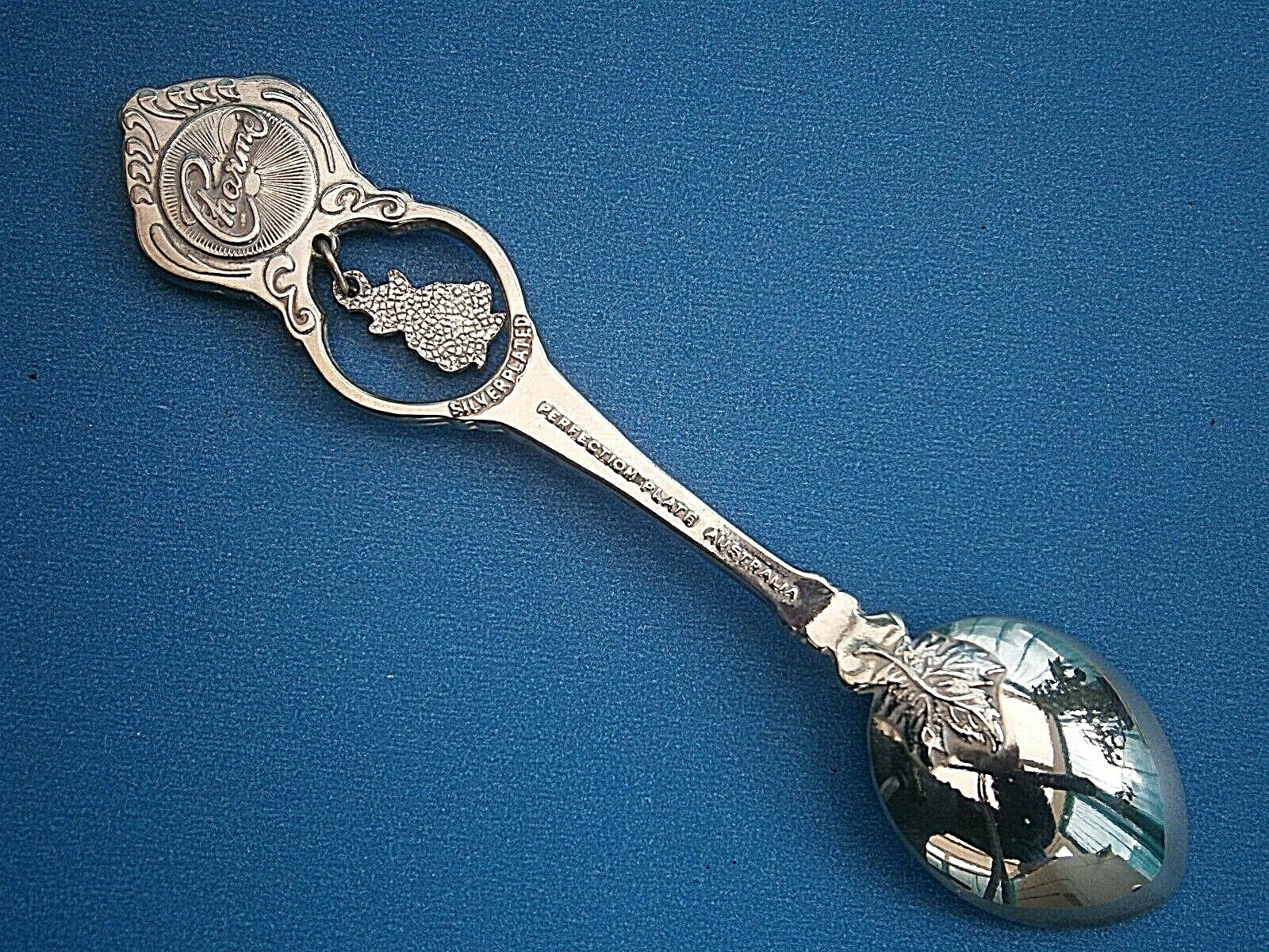 P459*) Vintage enamel Looe Cornwall Pixie Elf charm souvenir Collectors ...