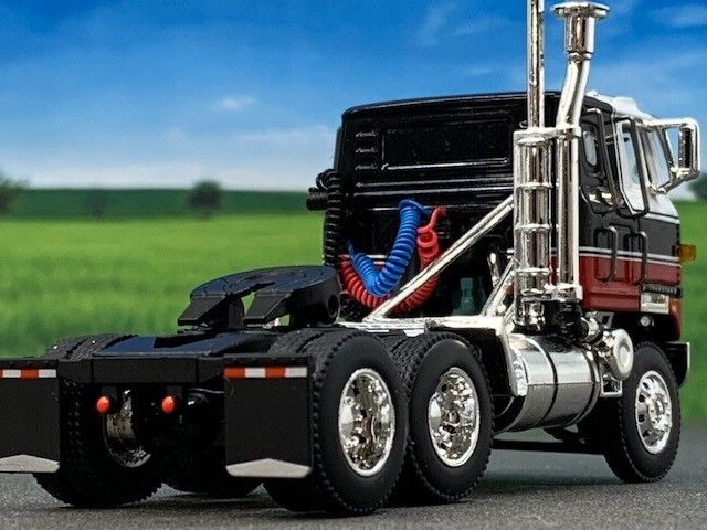 1/64 DCP RED/BLACK/WHITE INTERNATIONAL TRANSTAR COE | eBay