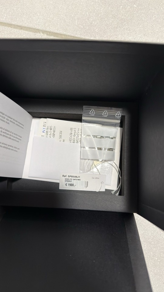 Seiko GMT Limited Edition SPB509J1 Neuwertig 300m Diver | eBay.de