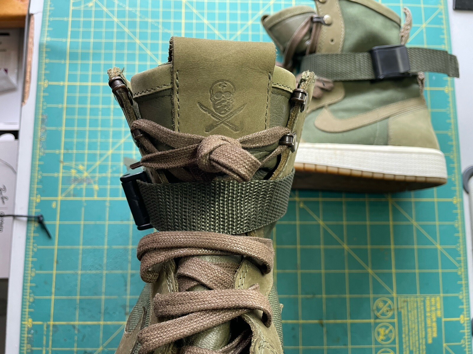 The Shoe Surgeon CUSTOM Special Forces AJ1 SAMPLE Sz 9 | eBay
