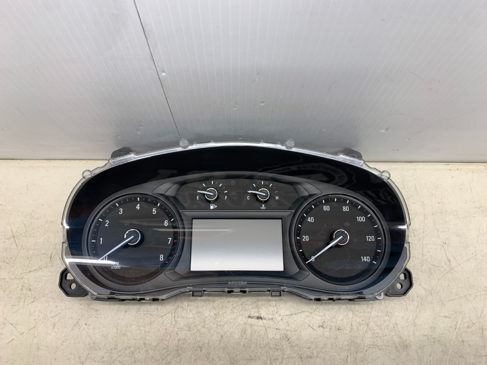 2017-2022 BUICK ENCORE SPEEDOMETER ODOMETER GAUGE CLUSTER 39,624 MILES ...