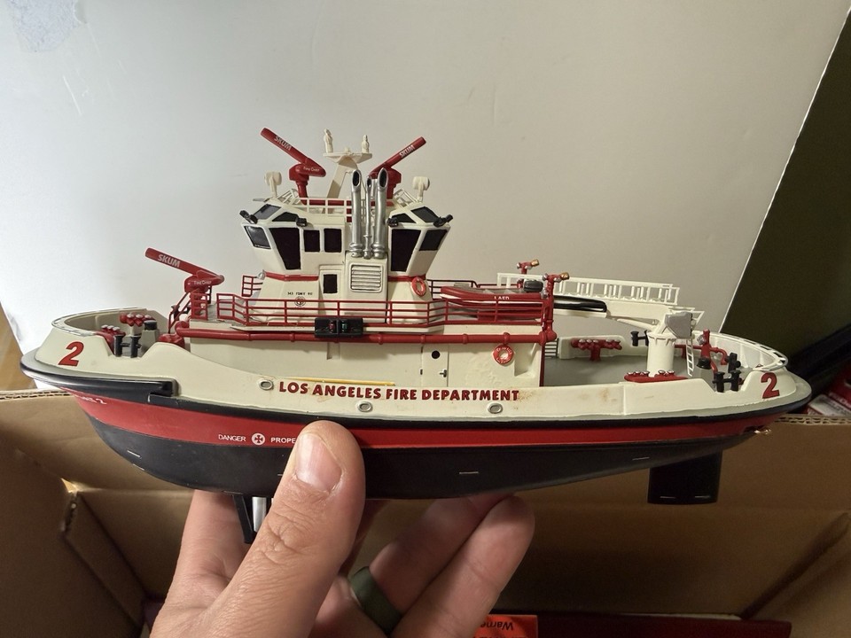 CODE 3 COLLECTIBLES LA FIREBOAT 2 WARNER LAWRENCE | eBay