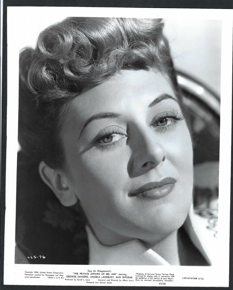 Ann Dvorak's Instagram, Twitter & Facebook on IDCrawl