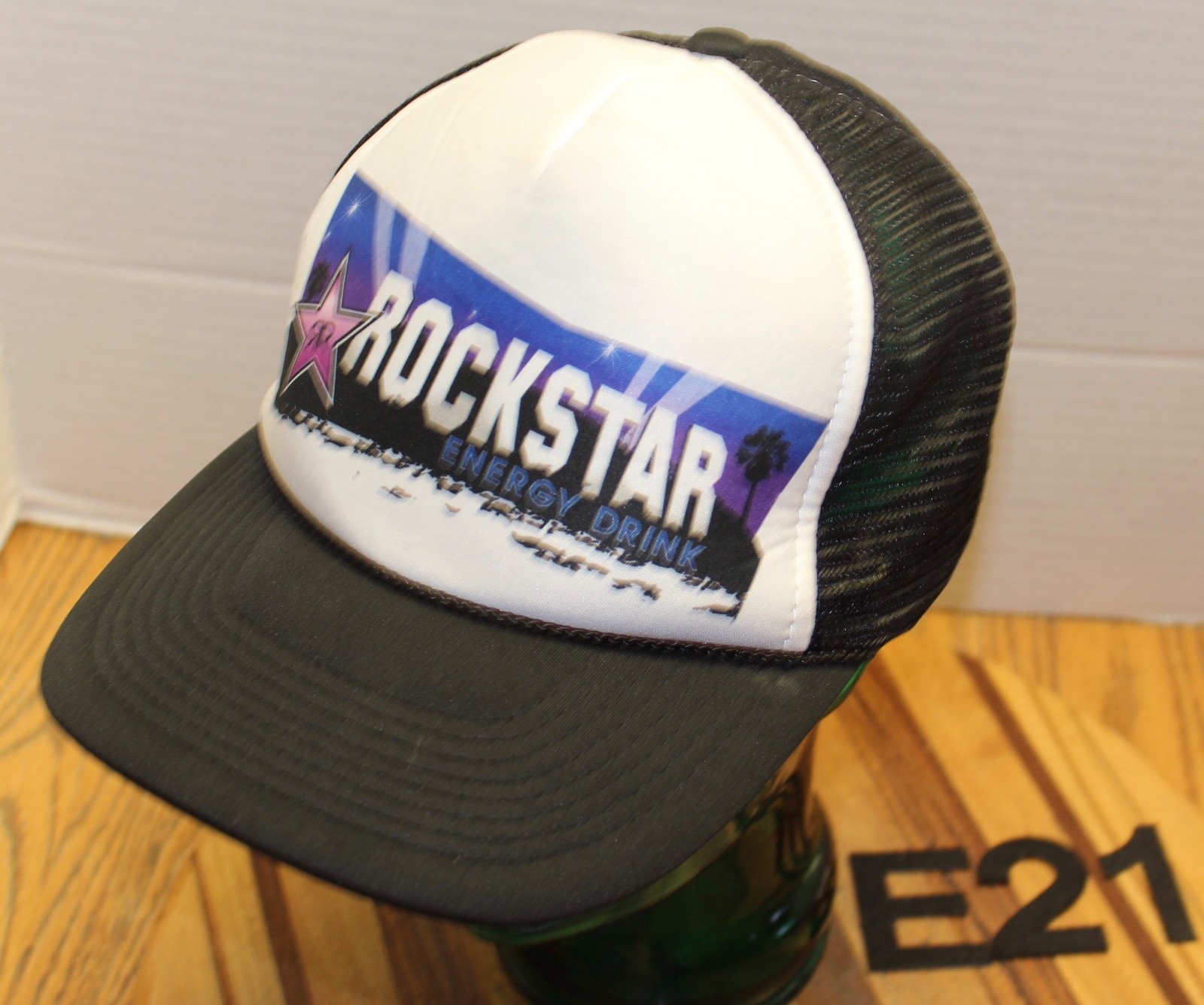 ROCKSTAR ENERGY DRINK SNAPBACK HAT MESH BACK BLACK/WHITE VERY GOOD COND ...
