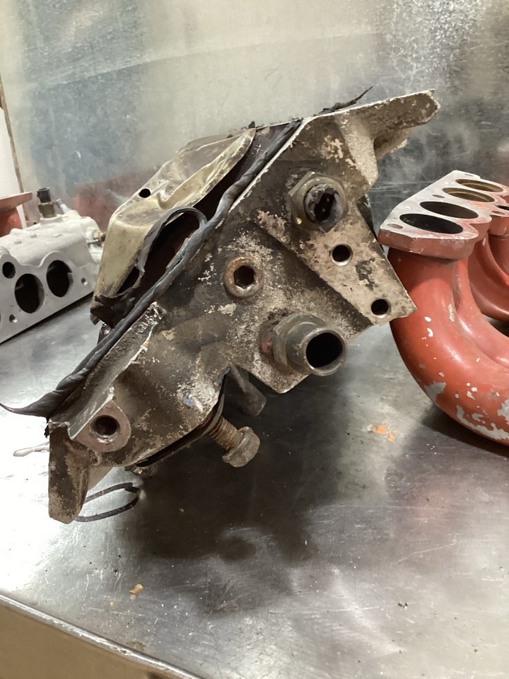 TPI Intake, Tune Port Injection 10108468 , 1989 Camaro Corvette 305 350 ...