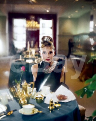 Fr hst ck bei Tiffany (1961) Audrey Hepburn 10x8 foto | eBay.de