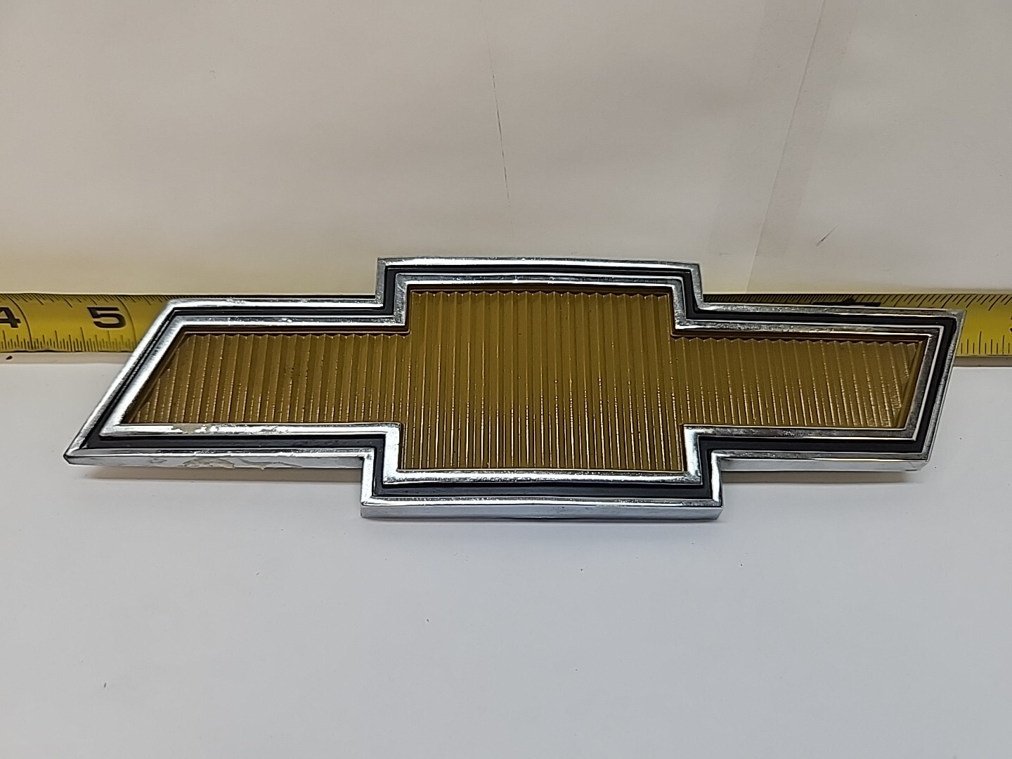 OEM GM Grille Emblem 715625 1983-84 Chevrolet 60 Series B60 School Bus ...